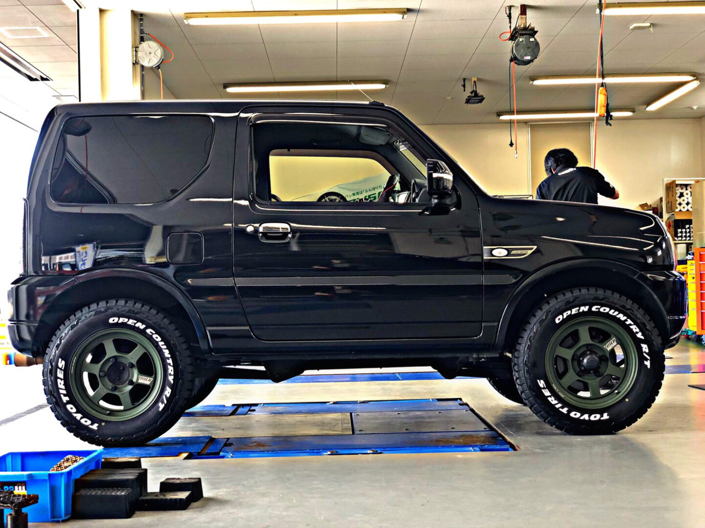 JB23ジムニーカスタム!! APIOリフトアップキット&タイヤ交換で一気にリフレッシュ!!｜カルバン 野々市本店ブログ｜カルバン